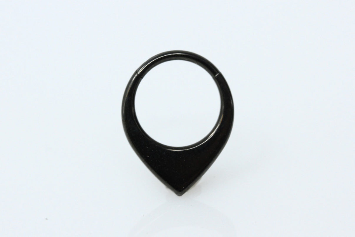 Black Climax Titanium Septum Clicker - SPT019 – Two Feather Plugs