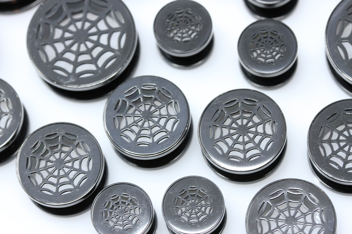 Black Spider Web Plugs (Pair) - PSS114 – Two Feather Plugs