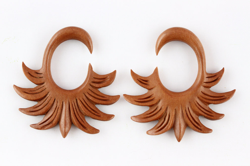 Stretch Ear Hangers Aztec Feather (Pair) - A051 – Two Feather Plugs