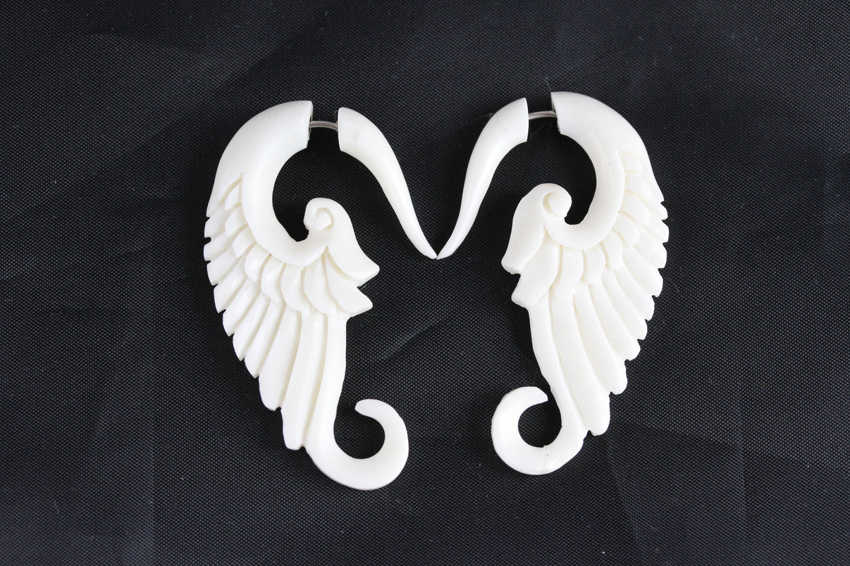 White Wing Plug Stretch Ear Hangers (Pair) - C025 – Two Feather Plugs