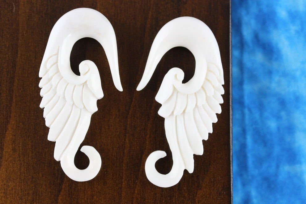 White Wing Plug Stretch Ear Hangers (Pair) - C025 – Two Feather Plugs